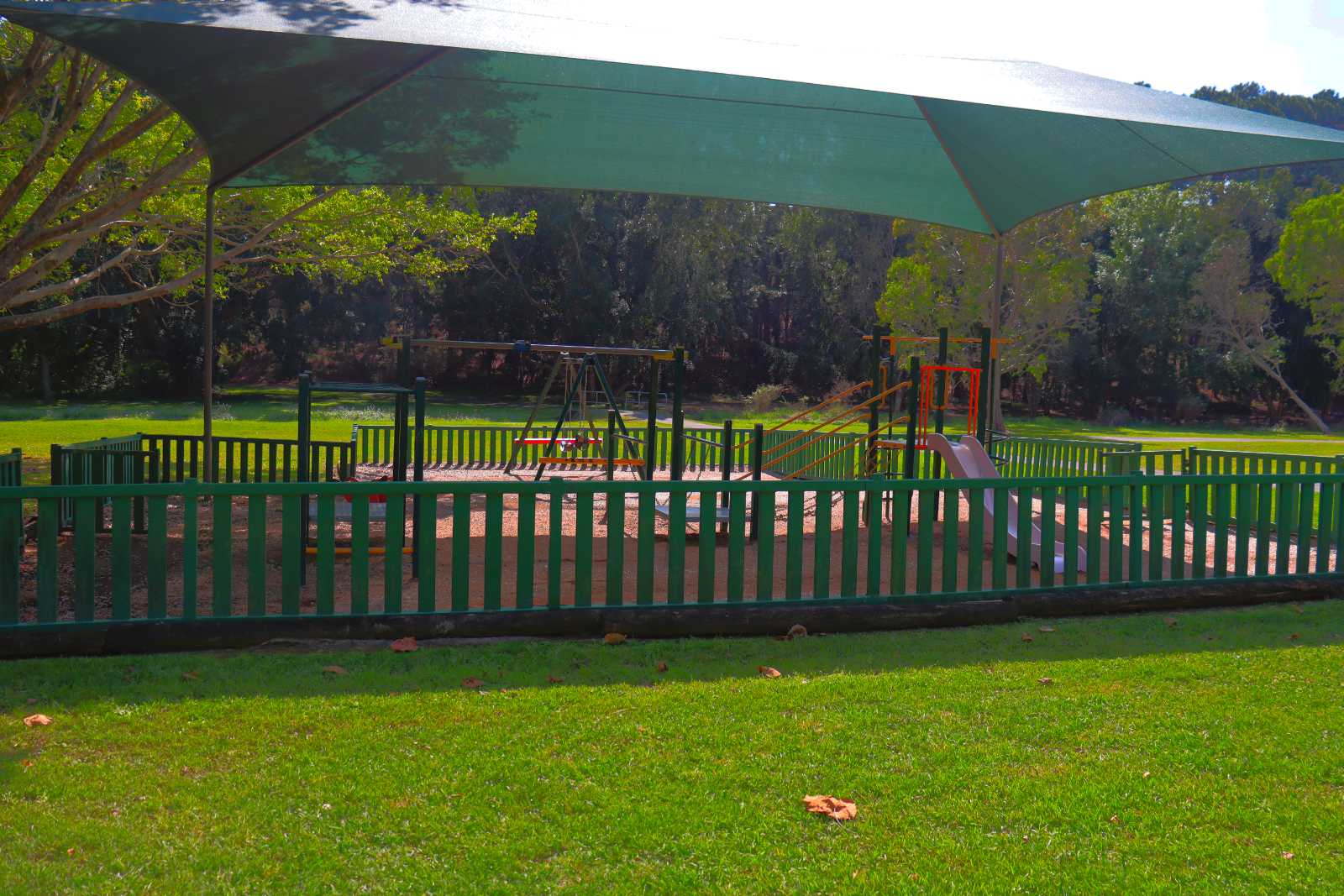 Toolona Park: A Lush and Tranquil Park in Tugun
