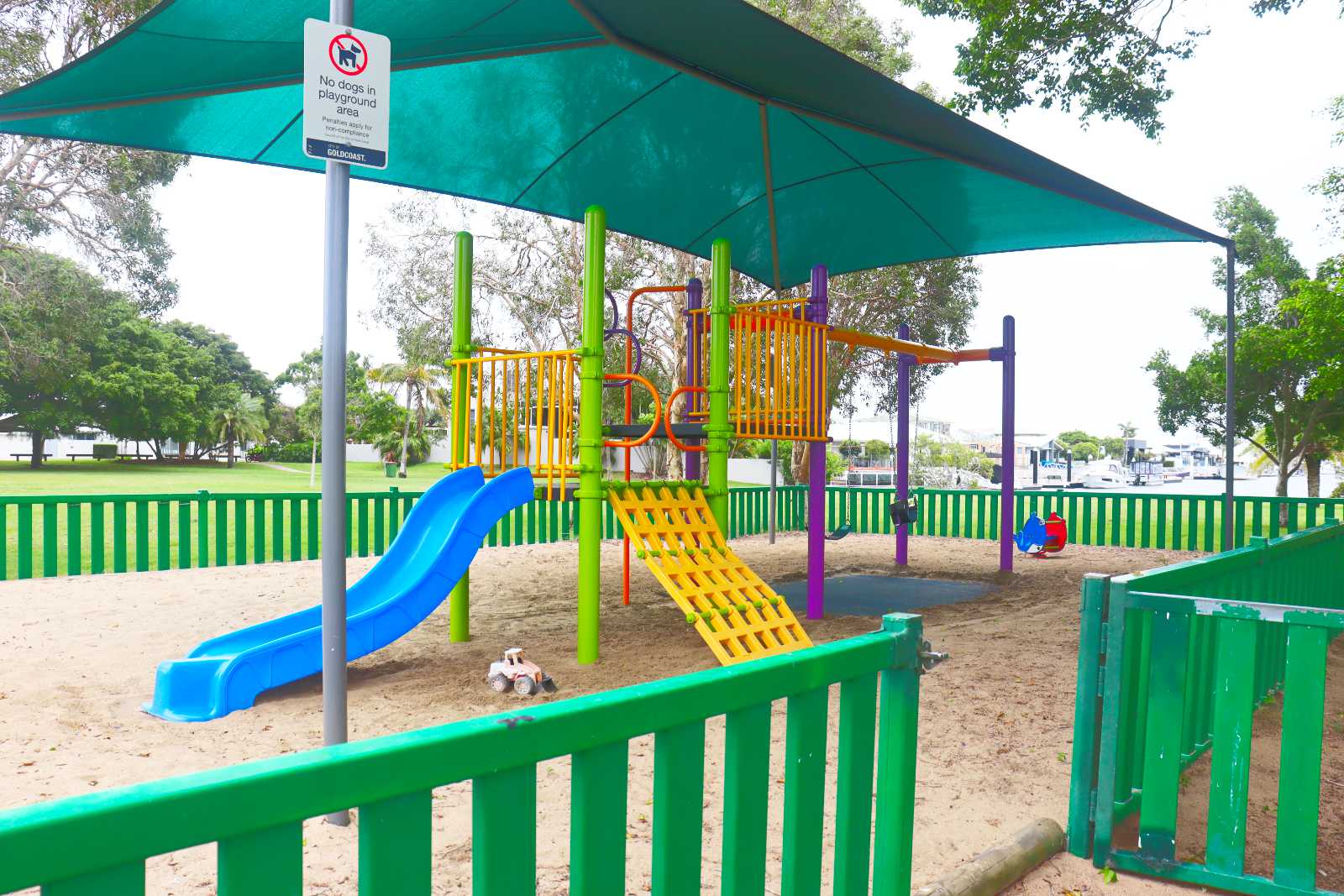 Boat Harbour Park: Enjoy the Water at Paradise Point