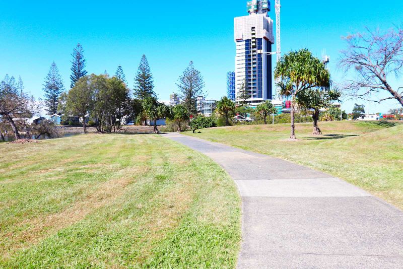 Len Fox Park: Broadwater Beauty
